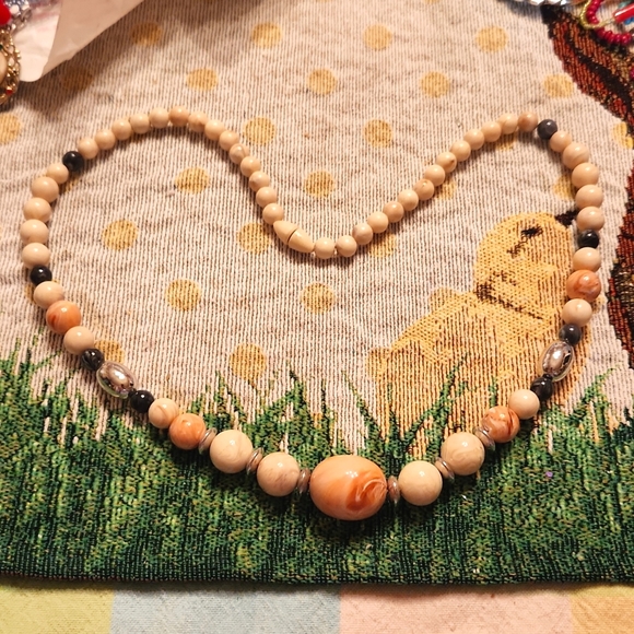 Jewelry | Vintage Snap Clasp Swirl Beaded Necklace | Poshmark
